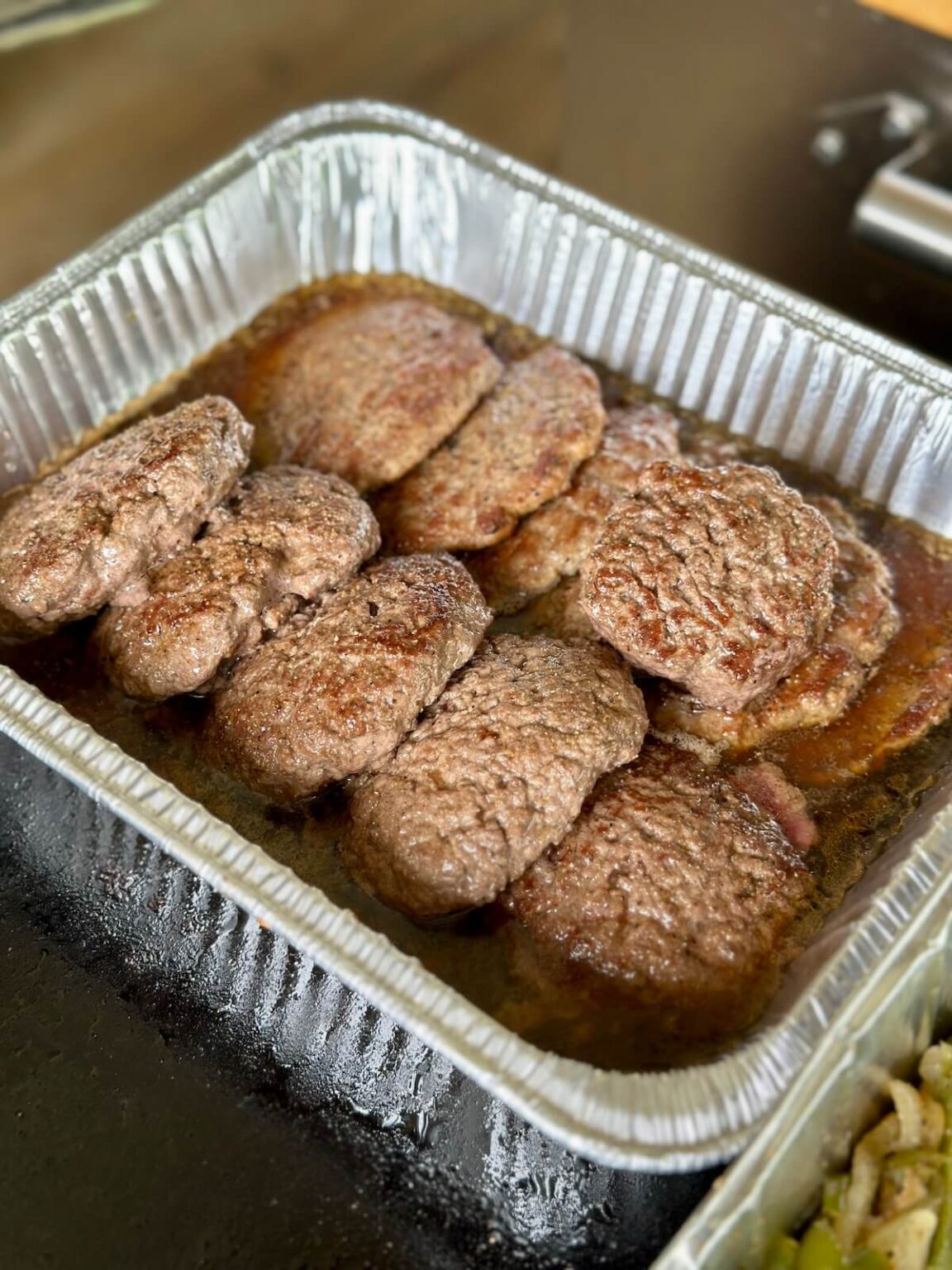 9 Steps for Cooking Burgers for a Crowd (from a Restaurant Chef)